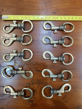 10 moschettoni color bronzo in zama