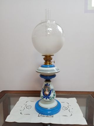 Lampada a petrolio stile vittoriano