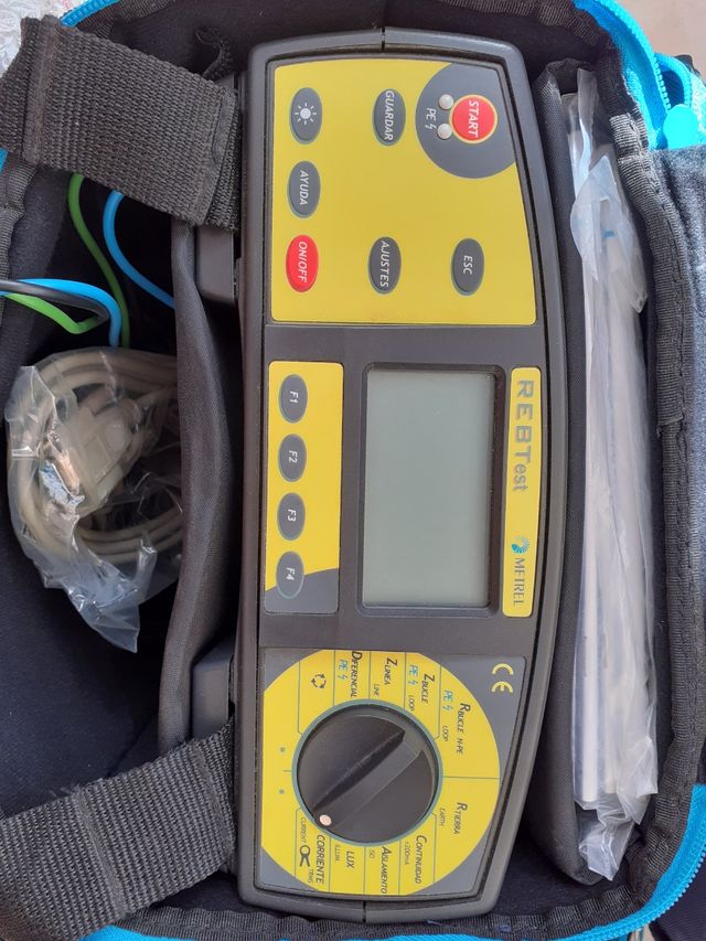 Equipo de medida REBTest Metrel KMI2086 de segunda mano por 1.500 EUR ...