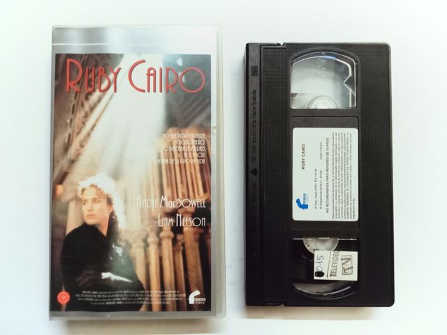 Ruby Cairo 1992 VHS Andie Mscdowell de segunda mano por 2 EUR en Fuenlabrada en WALLAPOP