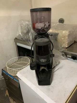 Macchina del caffè e macinino San Marco