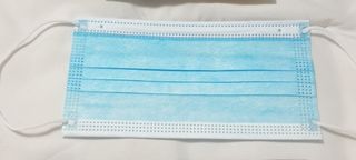 Protezione individuale usa e getta tipo chirurgica