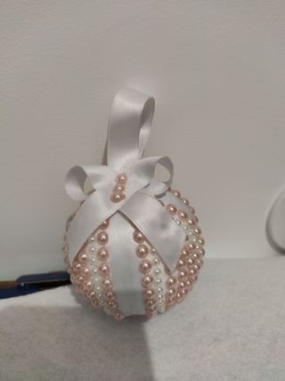 1 palla di natale bianca e rosa