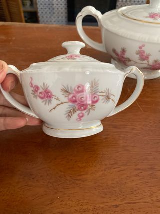 Servizietto da the in porcellana 