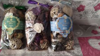 pourpourri 2 sacchetti insieme 