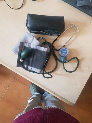 misuratore pressione sanguigna.