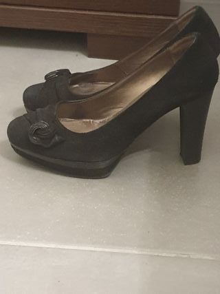 scarpe nero giardini mai usate