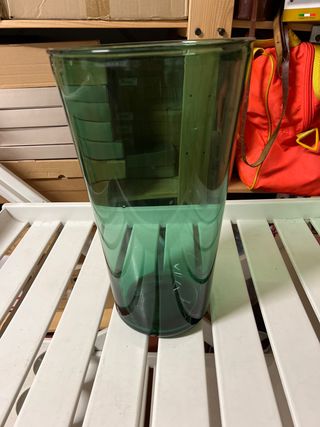 Vaso in vetro verde 