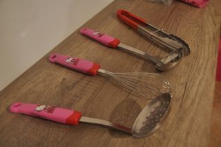 Set utensili da cucina originali Hello Kitty Sanri
