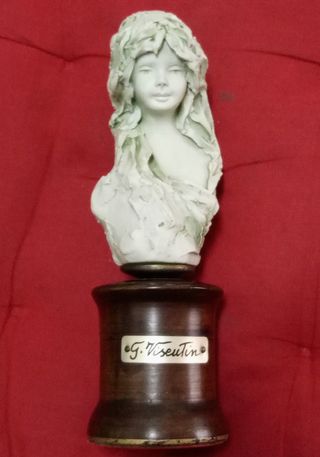 Scultura in porcellana biscuit di Gianni Visentin