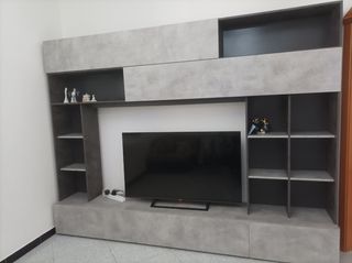 Parete attrezzata come nuova