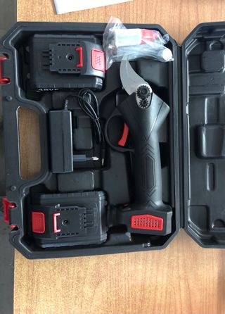 Forbici da potatura a batteria