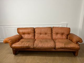 Divano Coronado di Tobia e Afra Scarpa per B&B 