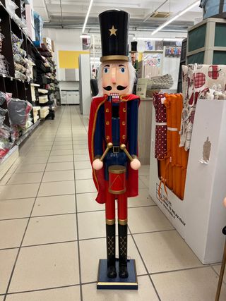 Schiaccianoci di legno 106cm