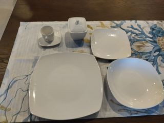 Set piatti e tazzine "Andrea Fontebasso 1760"
