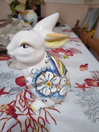 coniglietto dipinto a mano