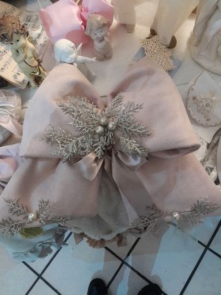 fiocco in velluto , cipria e oro