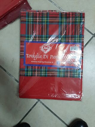 tovaglia natalizia 6 posti 