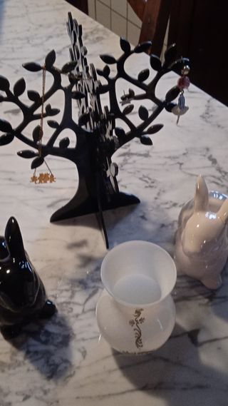 quattro oggetti casa 