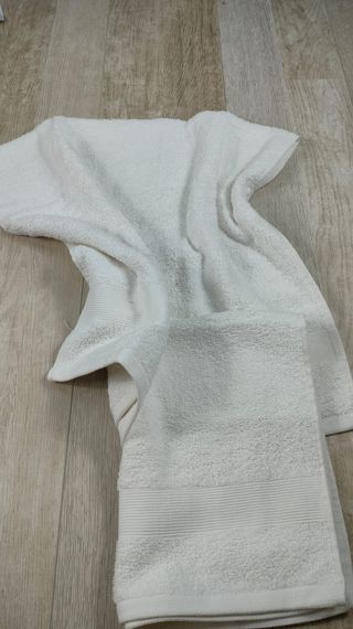 Asciugamani da bagno bianco