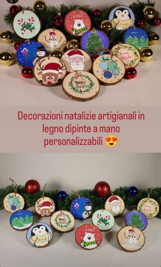 Dischetti decorazioni natalizie dipinti a mano.