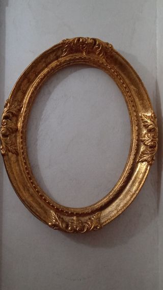 cornice dorata classica