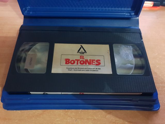 EL BOTONES (VHS) de segunda mano por 1,5 EUR en Málaga en WALLAPOP