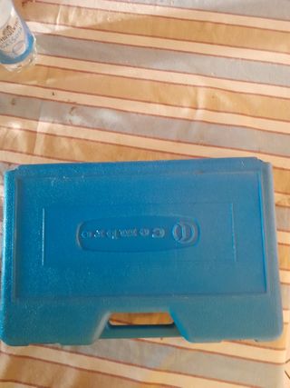 Pinza crimpatrice Cembre oleodinamica
