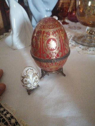 coppia di uova da collezione 