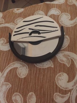 Taglia pizza in acciaio 