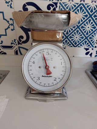 Bilancia da cucina+ grembiule da chef