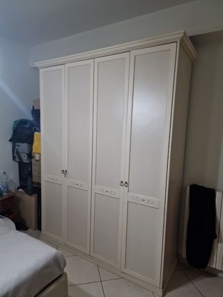 Armadio pari al nuovo