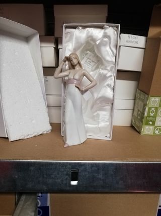 Ragazza in porcellana Morena 