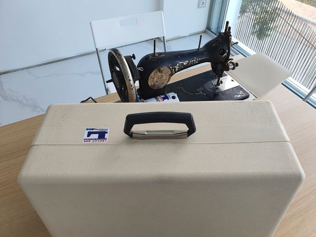 MÁQUINA DE COSER GRITZNER de segunda mano por 49 EUR en Murcia en WALLAPOP MÁQUINA DE COSER GRITZNER de segunda mano por 49 EUR en Murcia en WALLAPOP