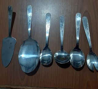 set 6 utensili in acciaio  inox