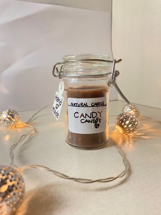 Candela profumata alla vaniglia 