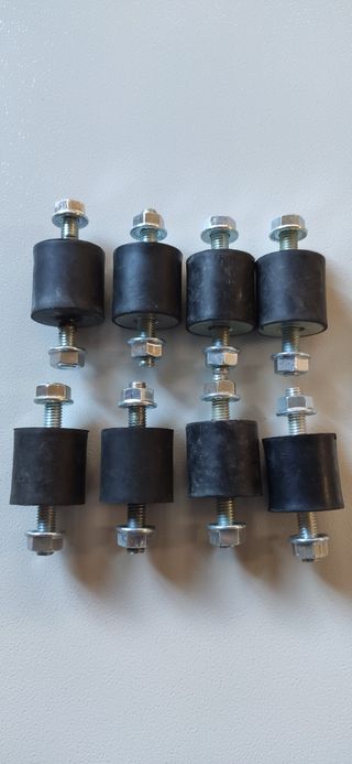 8 piedini antivibrazioni 