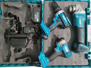 KIT 3 ATTREZZI PROFESSIONALI CON BATTERIE AVVITA