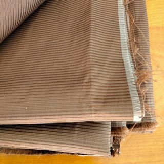 tessuto leggero tipo raso