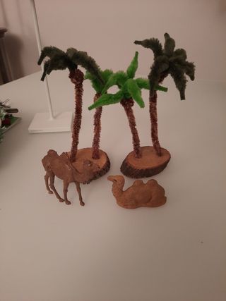 set palme del deserto più ďue cammelli