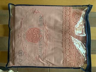 Lenzuola matrimoniale ricamato a mano