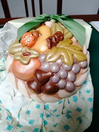 decorazione in ceramica thun