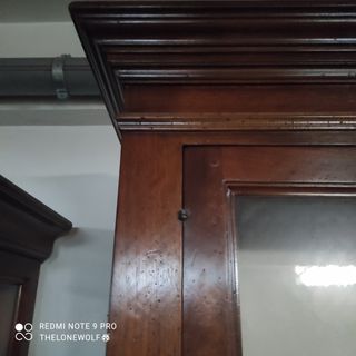 Vetrina in legno massello 