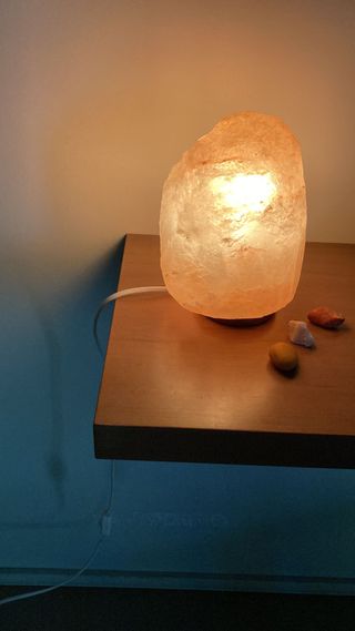 Lampada di sale dell'himalaya