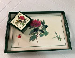 Vassoio in legno smaltato + 6 sottobicchieri