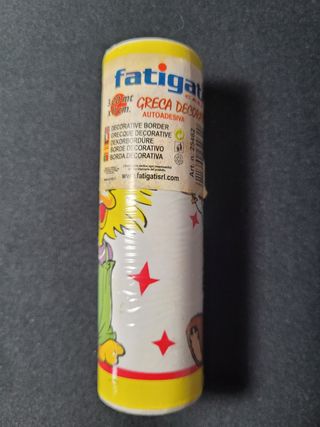 Rotolo di carta autoadesiva con disegni colorati