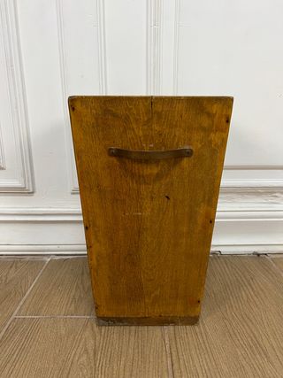 Portaombrelli in legno con manici in ottone