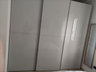 Armadio Crystal della Novamobili con ante in vetro