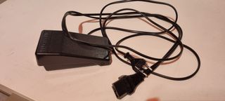 pedale macchina da cucire.