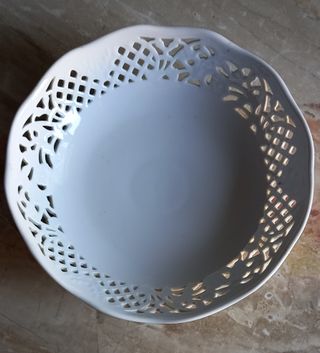 Ciotola bordo traforo porcellana bianca